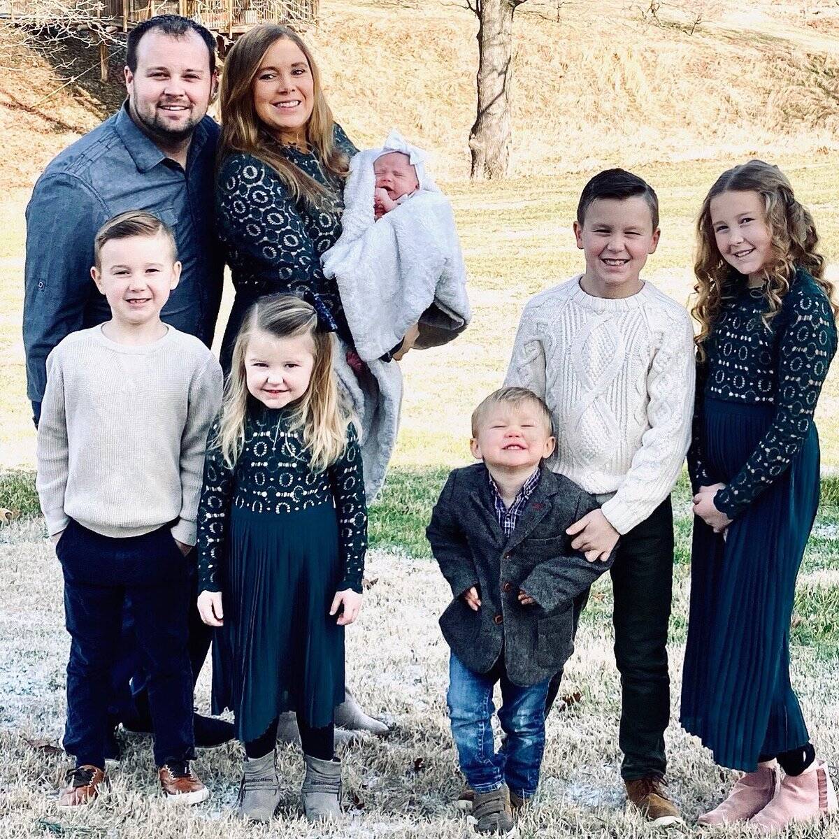Anna Duggar Looks Unrecognizable in Rare Sighting Amid Husband Josh’s ...