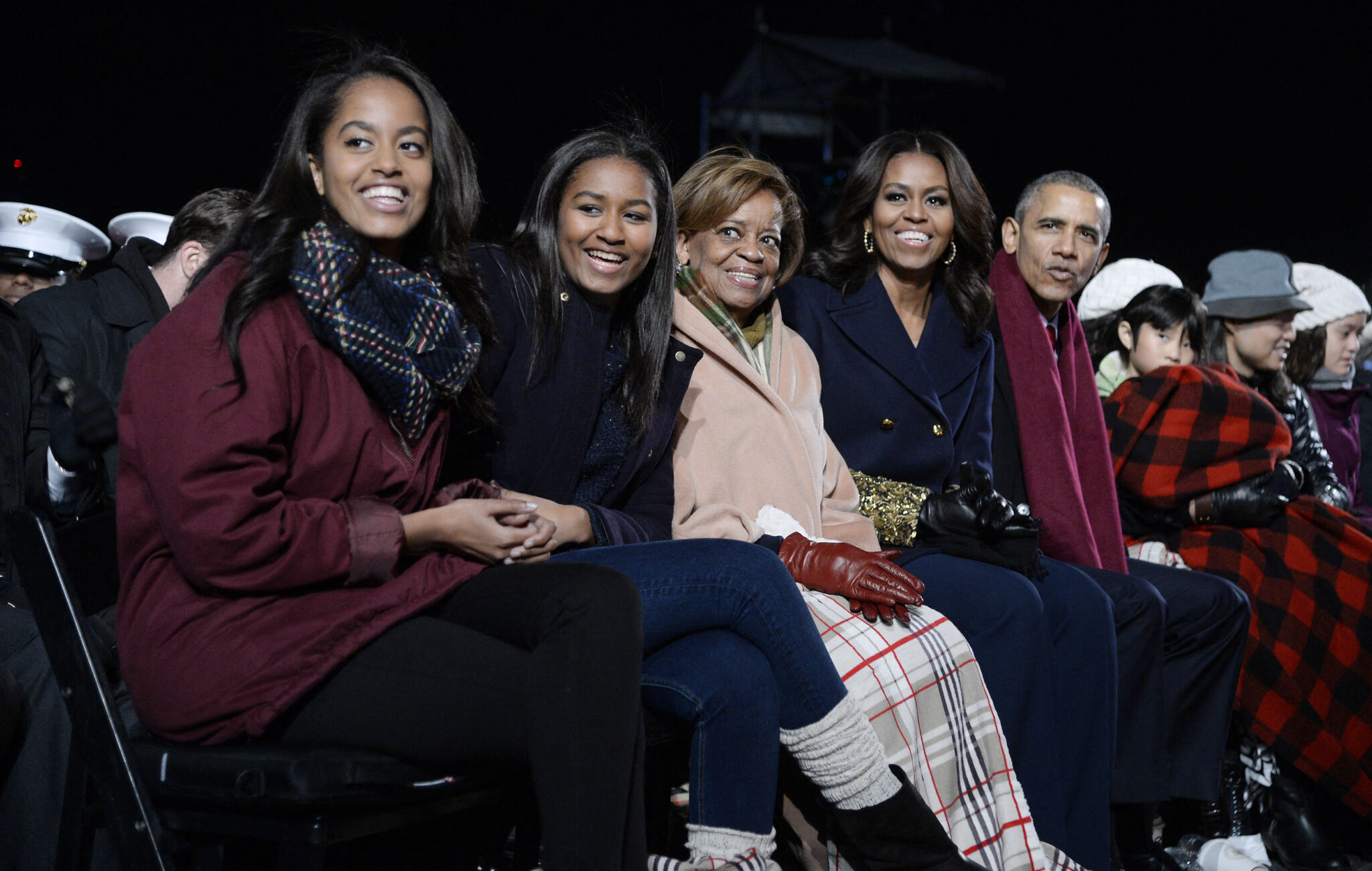 Michelle Obama Recounts Telling Daughters She’s ‘Done Parenting’ After ...