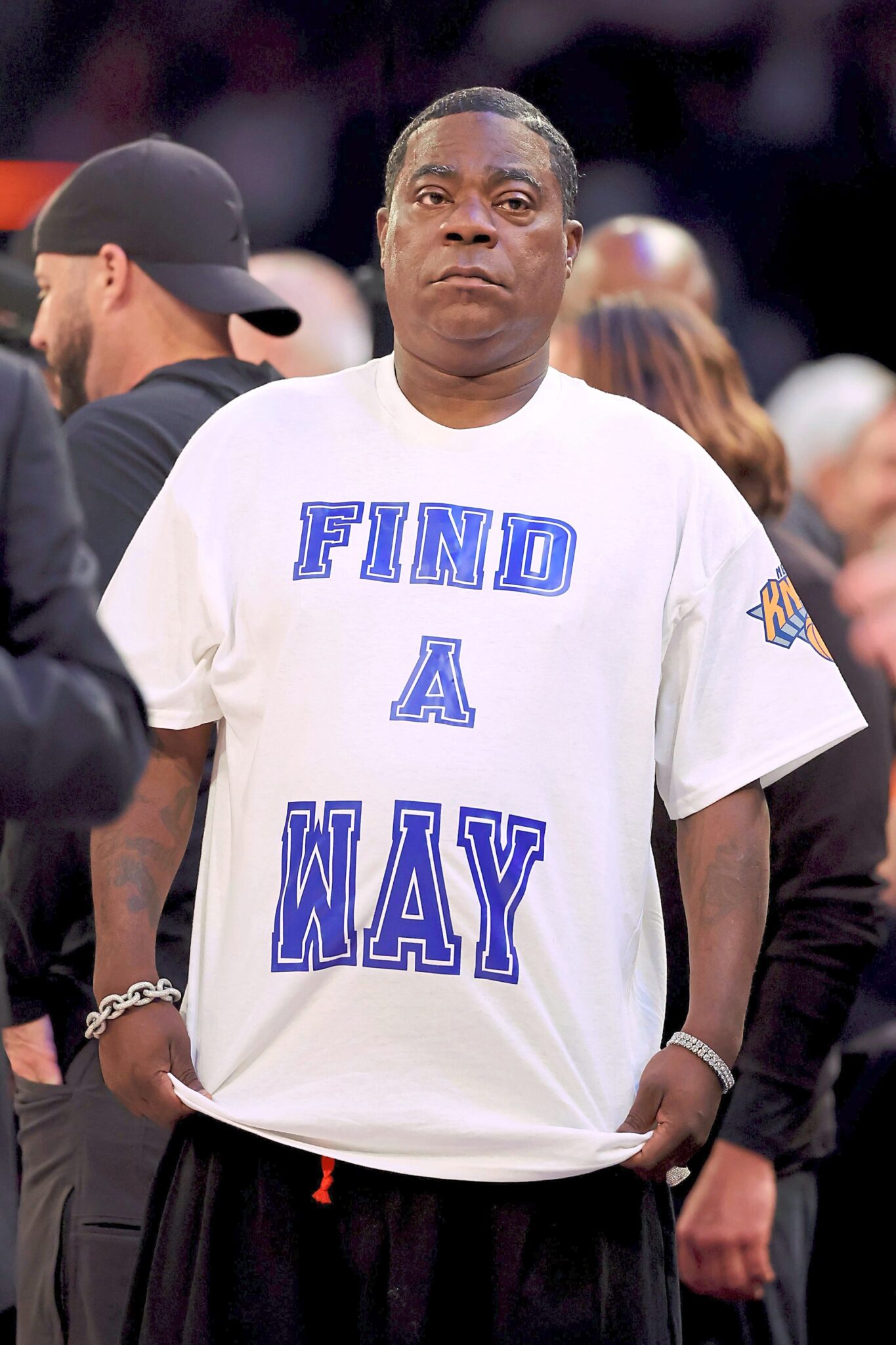 Tracy Morgan Appears to Refuse to Aid a Homeless Man While Signing ...