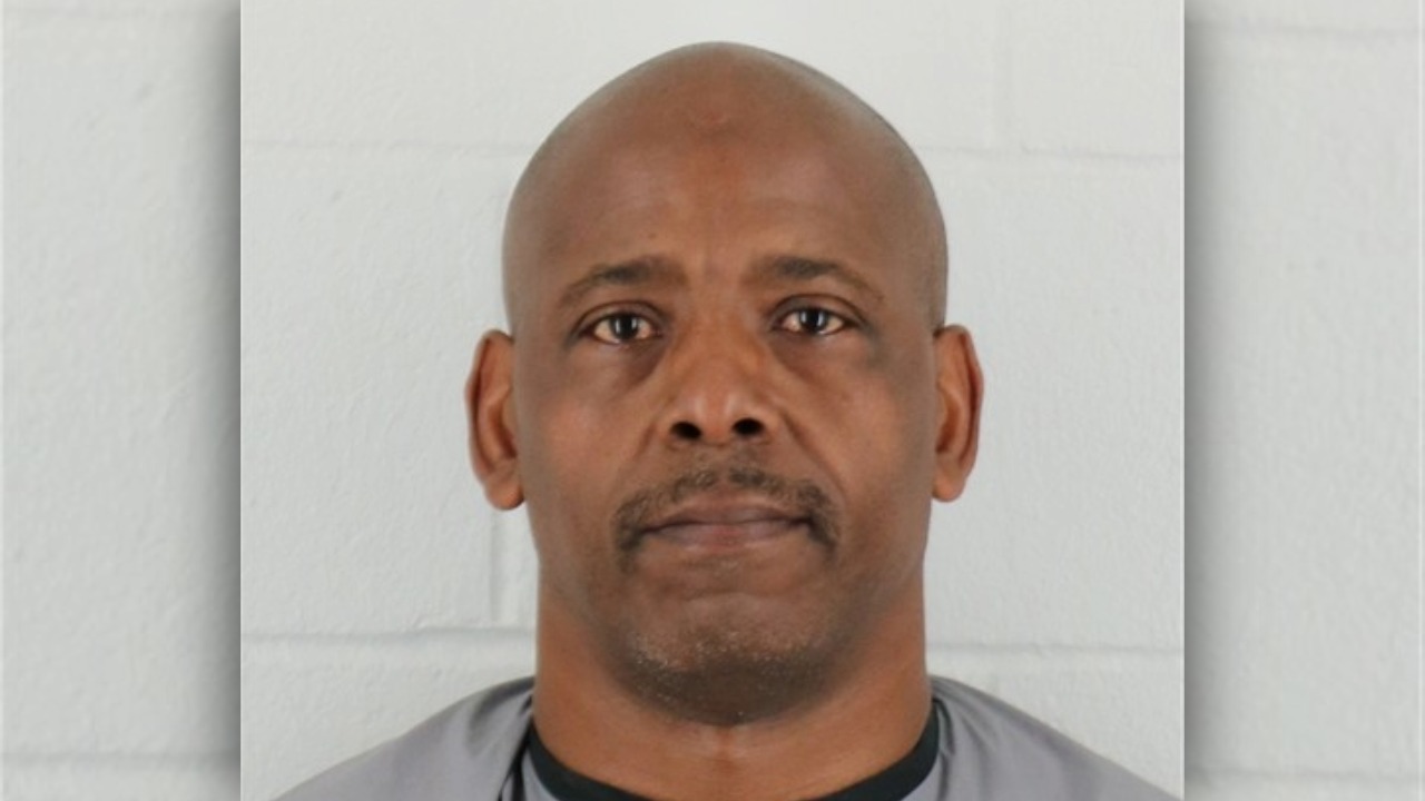 Kansas City Chiefs Assistant Coach Dave Merritt Arrested for Domestic ...